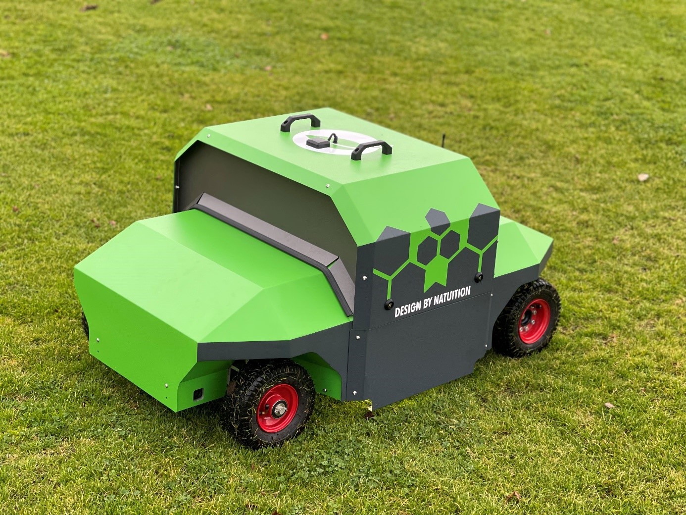 Nouvelle fonctionnalité pour le robot Violette de Natuition - Gazon Sport Pro H24