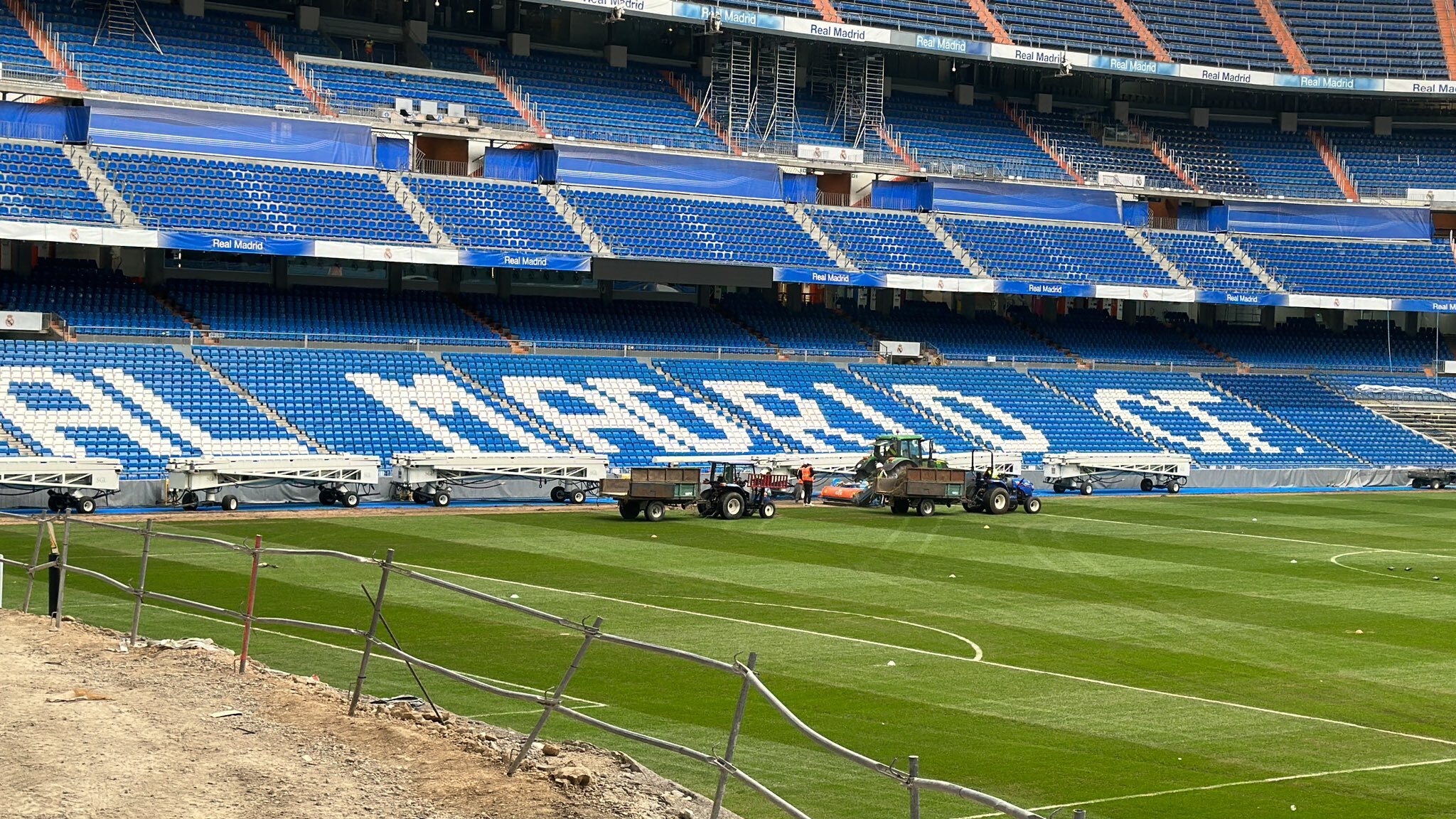 Quatrième pelouse de la saison au Bernabéu - Gazon Sport Pro H24