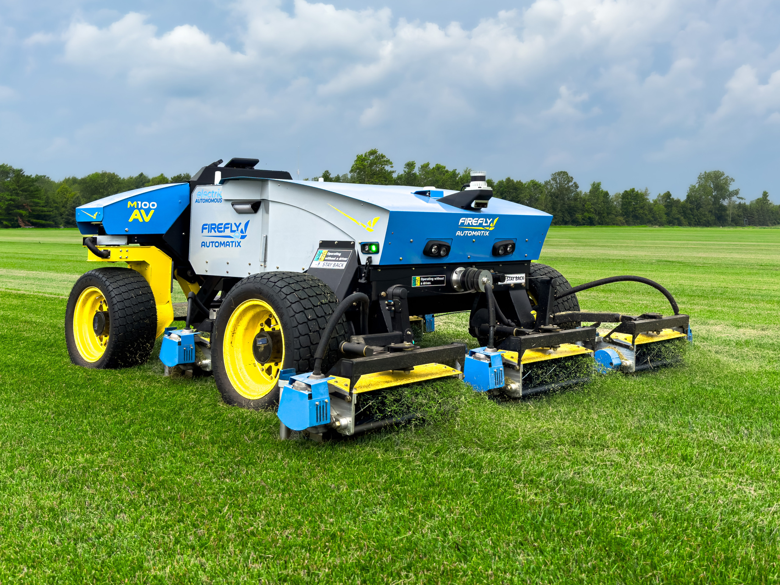 FireFly Automatix lance une tondeuse hélicoïdale autonome - Gazon Sport ...